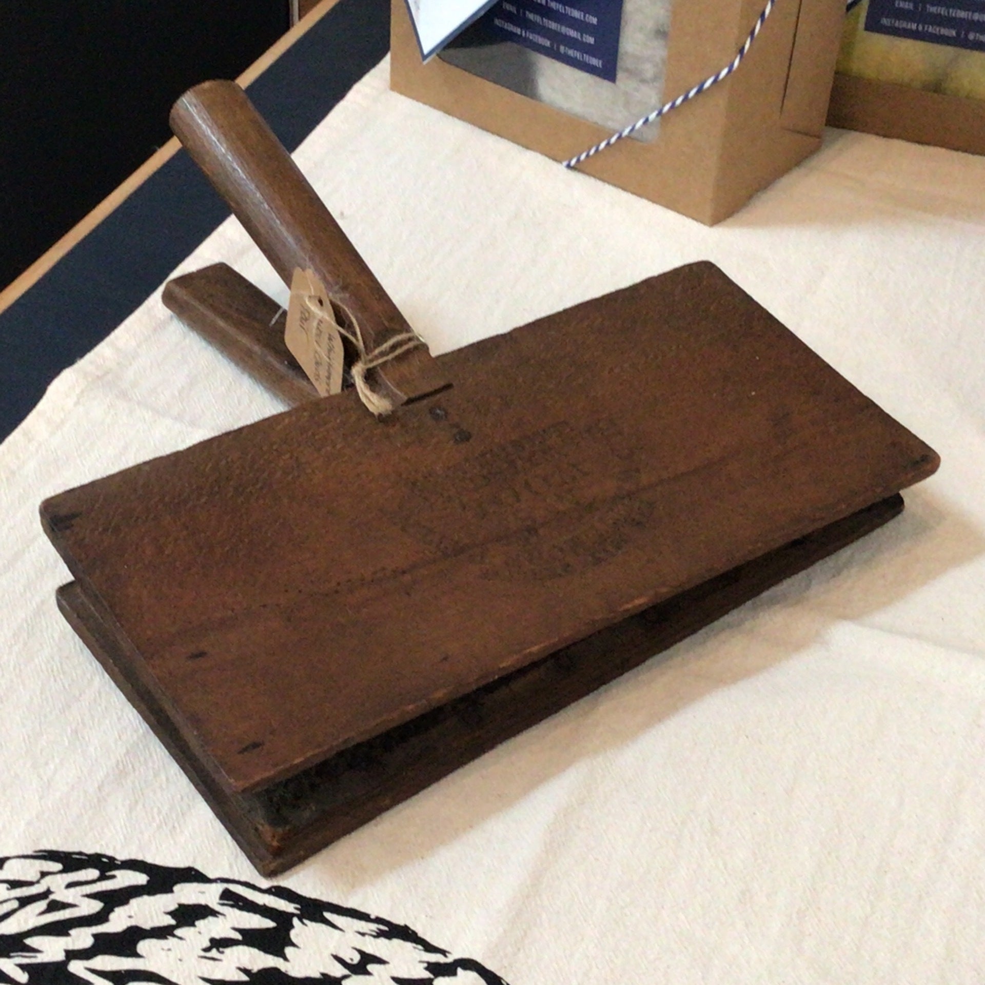 Whittemore No. 8 Wool Cards / Pair | Mayflower Mercantile